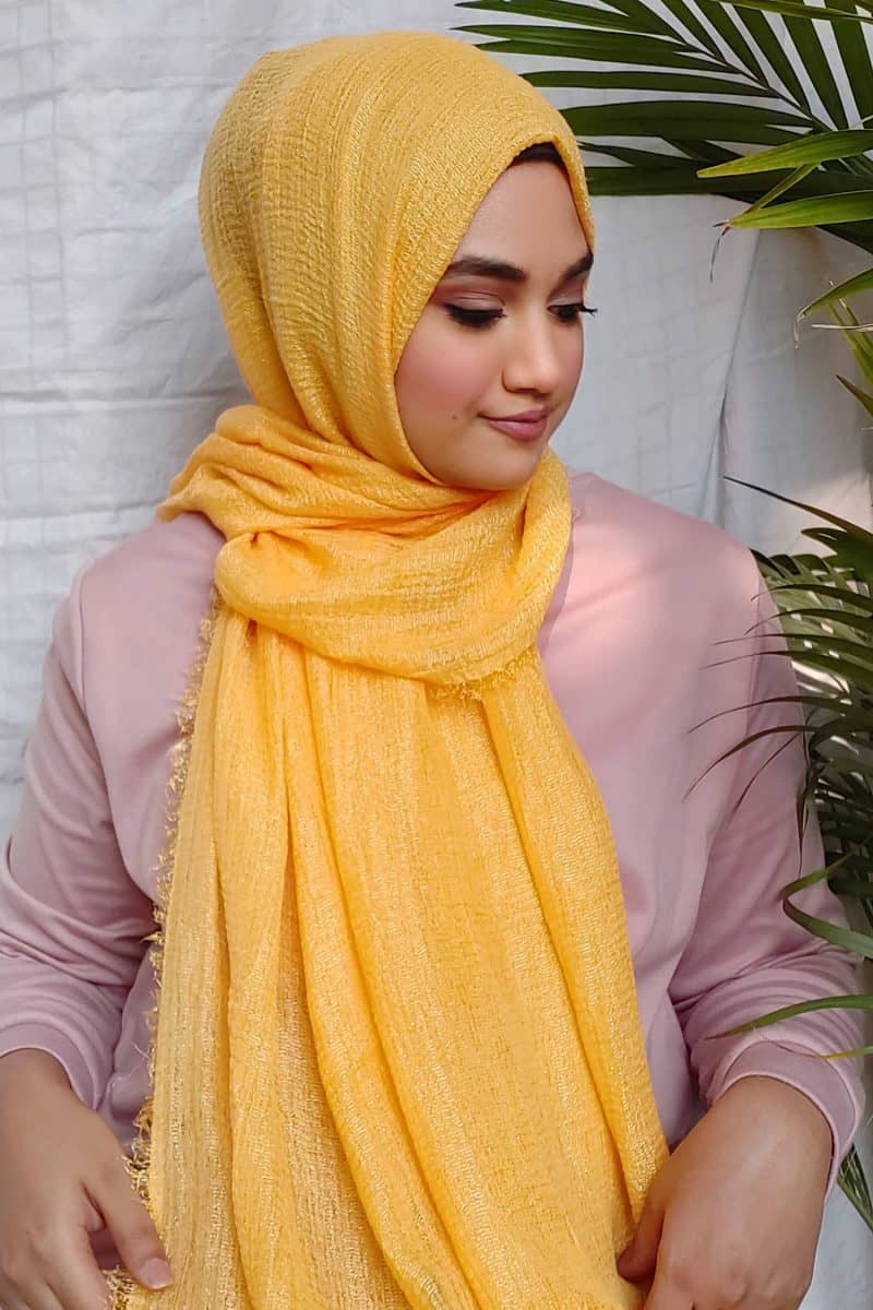 6 Trendy Hijab Colours You Should Try This Winter Season | That Adorbs ...